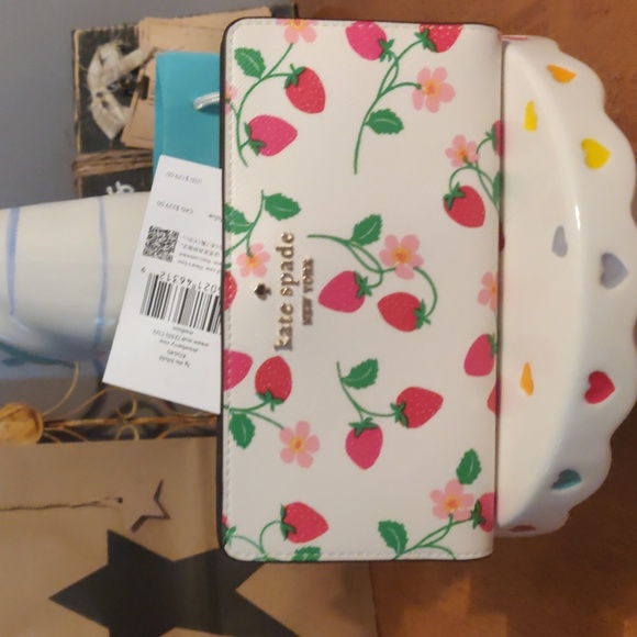 kate spade | Bags | Kate Spade Nwt Strawberry Limited Edition Wallet ...